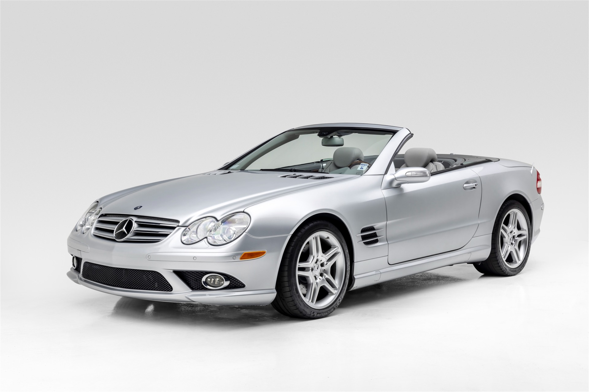 Used 2007 Mercedes-Benz SL-Class 5.5L V8 For Sale (Sold) | Private ...