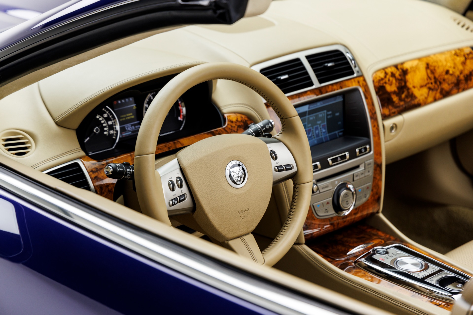 2010 Jaguar Xk Interior
