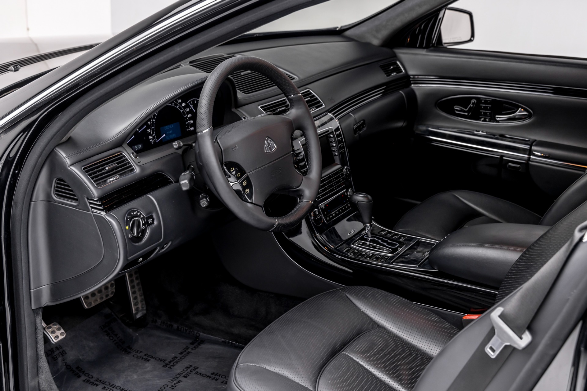 Maybach 62s Interior