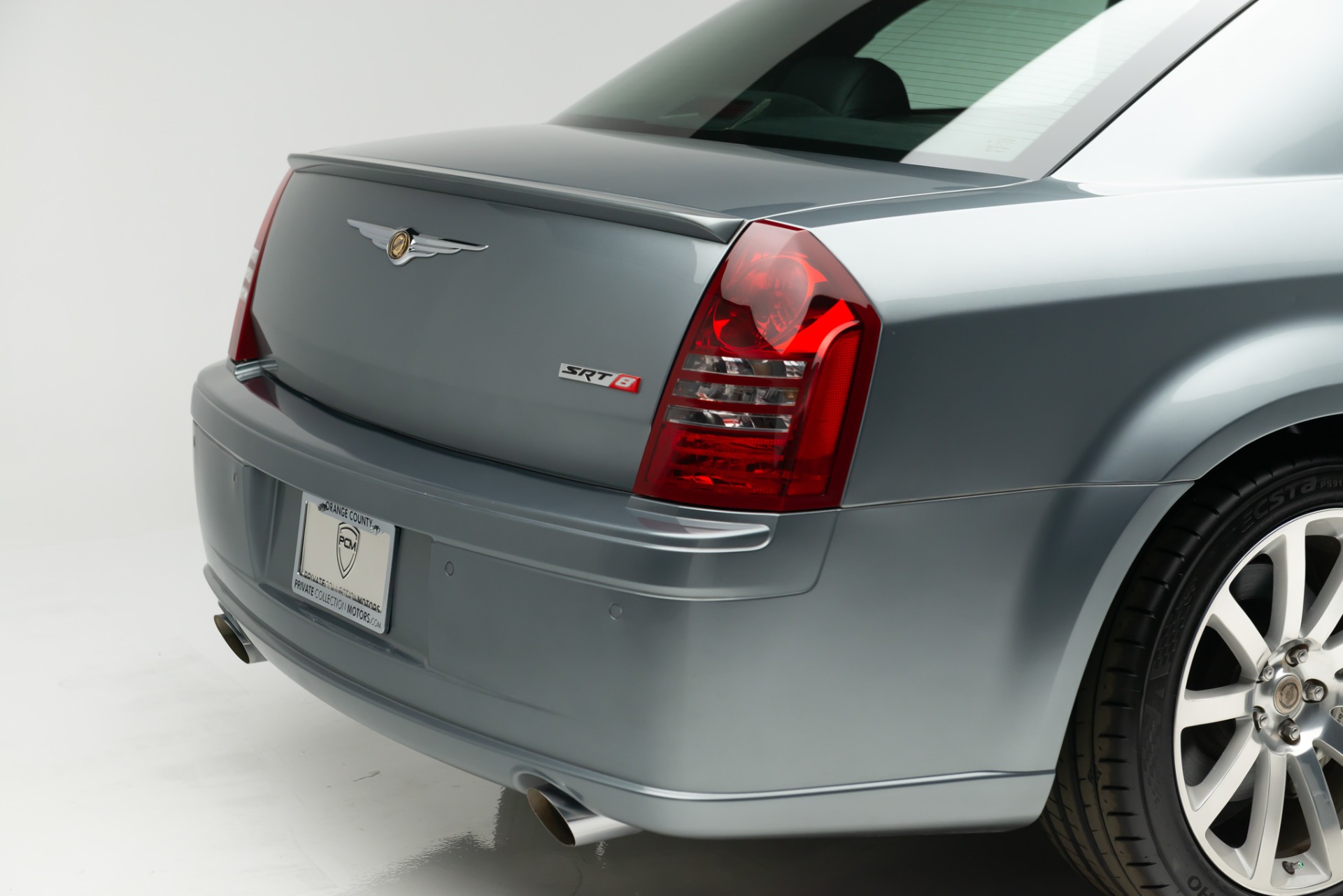 2008 Chrysler 300 Showroom